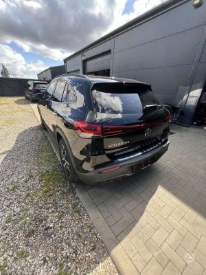 Melns Mercedes-Benz EQA 2023 Kauņa, ar dzinēja tilpumu 0.00 L un nobraukumu 66 tūkst. km par 14900 €, foto 4 vietnē AUTOMOTO.COM.LV