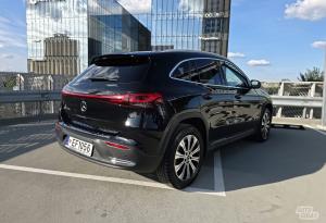 Black Mercedes-Benz EQA 2023 in Vilnius, with an engine capacity of 0.00 L and mileage of 32 thousand km for 31500 €, photo 8 on AUTOMOTO.COM.LV