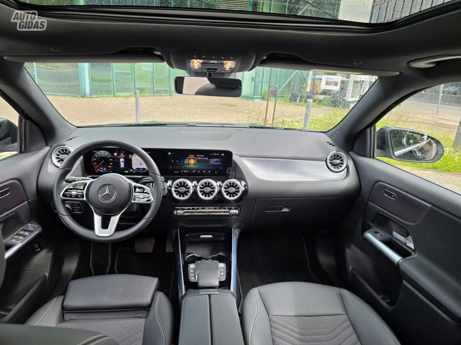 Black Mercedes-Benz EQA 2023 in Vilnius, with an engine capacity of 0.00 L and mileage of 32 thousand km for 31500 €, photo 12 on AUTOMOTO.COM.LV