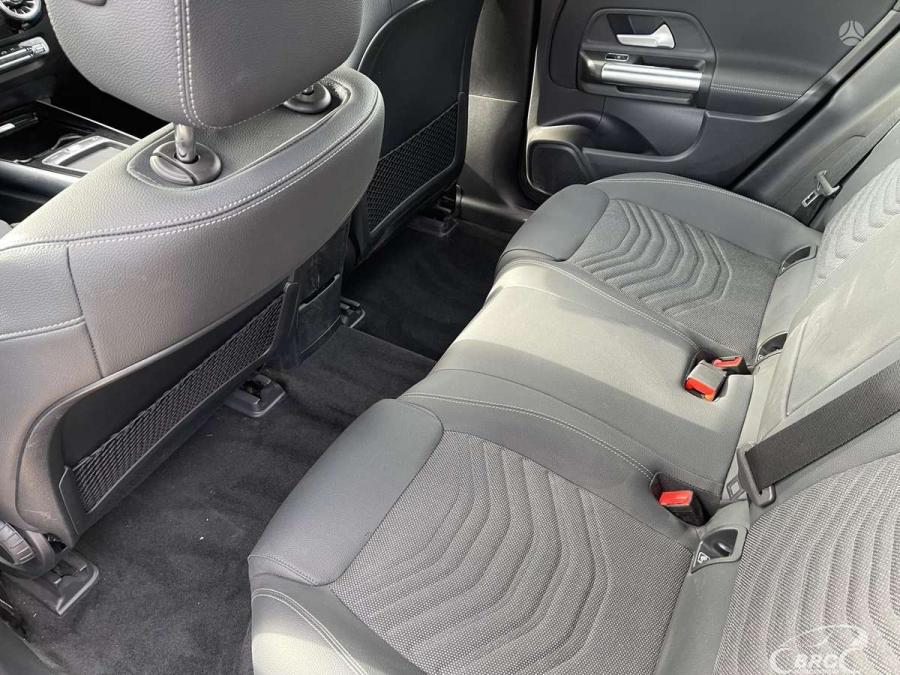 Melns Mercedes-Benz EQA 2026 Klaipėda, ar dzinēja tilpumu 0.00 L un nobraukumu 16 tūkst. km par 38000 €, foto 11 vietnē AUTOMOTO.COM.LV
