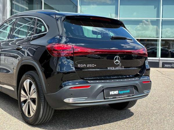 Black Mercedes-Benz EQA 2026 in Vilnius, with an engine capacity of 0.00 L and mileage of 15 thousand km for 43900 €, photo 10 on AUTOMOTO.COM.LV