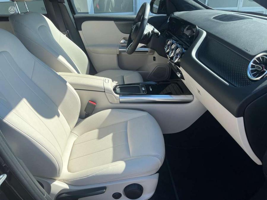 Black Mercedes-Benz EQA 2026 in Kaunas, with an engine capacity of 0.00 L and mileage of 10 thousand km for 45900 €, photo 13 on AUTOMOTO.COM.LV