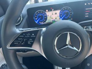 Black Mercedes-Benz EQA 2026 in Kaunas, with an engine capacity of 0.00 L and mileage of 10 thousand km for 45900 €, photo 17 on AUTOMOTO.COM.LV