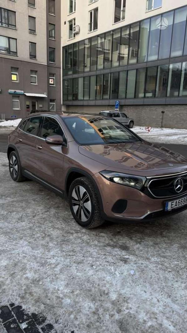 Brown Mercedes-Benz EQA 2023 in Vilnius, with an engine capacity of 0.00 L and mileage of 40 thousand km for 42000 €, photo 3 on AUTOMOTO.COM.LV