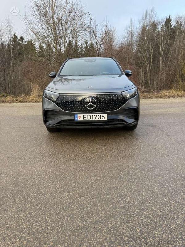 Pelēks Mercedes-Benz EQA 2021 Viļņa, ar dzinēja tilpumu 0.00 L un nobraukumu 27 tūkst. km par 31900 €, foto 3 vietnē AUTOMOTO.COM.LV