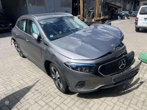Grey Mercedes-Benz EQA 2022 in Sakiai, with an engine capacity of 0.00 L and mileage of 42 thousand km for 11999 €, photo  on AUTOMOTO.COM.LV