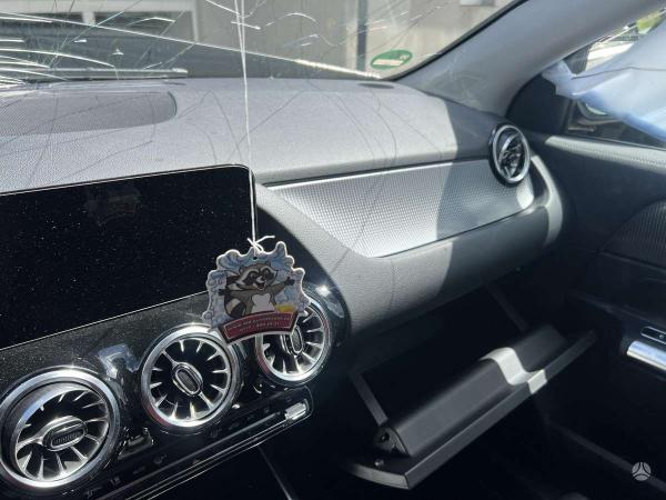 Grey Mercedes-Benz EQA 2022 in Sakiai, with an engine capacity of 0.00 L and mileage of 42 thousand km for 11999 €, photo 6 on AUTOMOTO.COM.LV