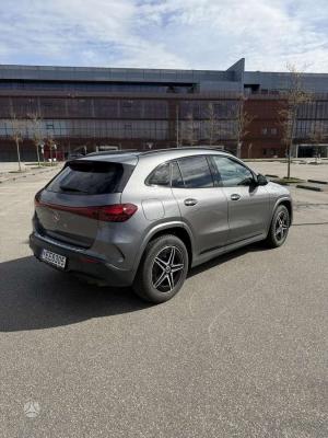 Pelēks Mercedes-Benz EQA 2025 Klaipėda, ar dzinēja tilpumu 0.00 L un nobraukumu 18 tūkst. km par 41000 €, foto 6 vietnē AUTOMOTO.COM.LV