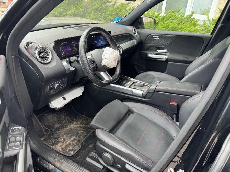 Black Mercedes-Benz EQB 2024 in Gargzdai, with an engine capacity of 0.00 L and mileage of 82 thousand km for 18500 €, photo 11 on AUTOMOTO.COM.LV