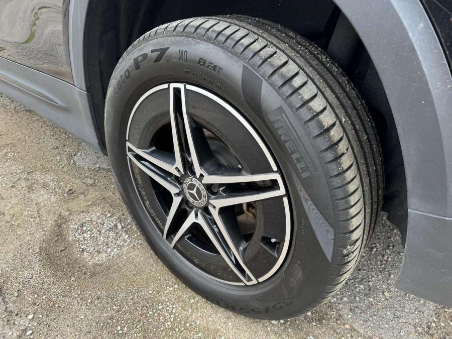Black Mercedes-Benz EQB 2024 in Gargzdai, with an engine capacity of 0.00 L and mileage of 82 thousand km for 18500 €, photo 17 on AUTOMOTO.COM.LV