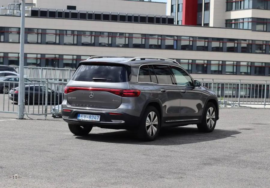 Mercedes-Benz EQB 2025 Rīga, ar dzinēja tilpumu 0.00 L un nobraukumu 9 tūkst. km par 44980 €, foto 7 vietnē AUTOMOTO.COM.LV