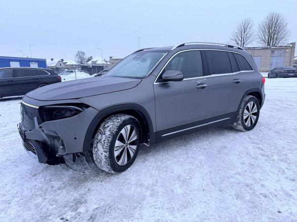 Pelēks Mercedes-Benz EQB 2024 Šauļi, ar dzinēja tilpumu 0.00 L un nobraukumu 13 tūkst. km par 24900 €, foto 8 vietnē AUTOMOTO.COM.LV