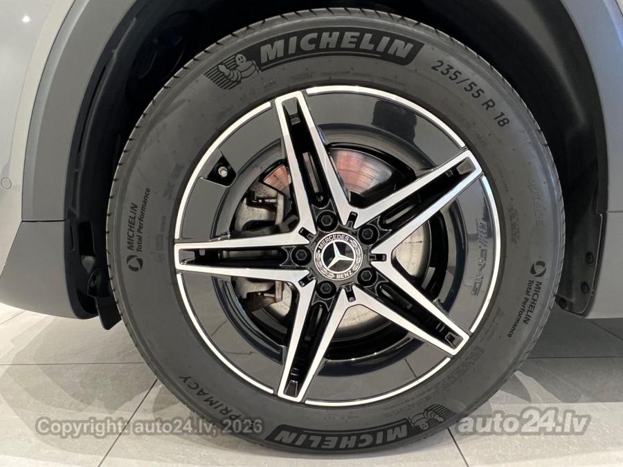 Pelēks Mercedes-Benz EQB 2023 Tallina, ar dzinēja tilpumu 0.00 L un nobraukumu 56 tūkst. km par 36900 €, foto 8 vietnē AUTOMOTO.COM.LV
