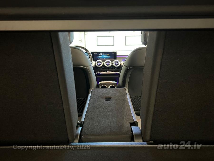 Pelēks Mercedes-Benz EQB 2023 Tallina, ar dzinēja tilpumu 0.00 L un nobraukumu 56 tūkst. km par 36900 €, foto 19 vietnē AUTOMOTO.COM.LV