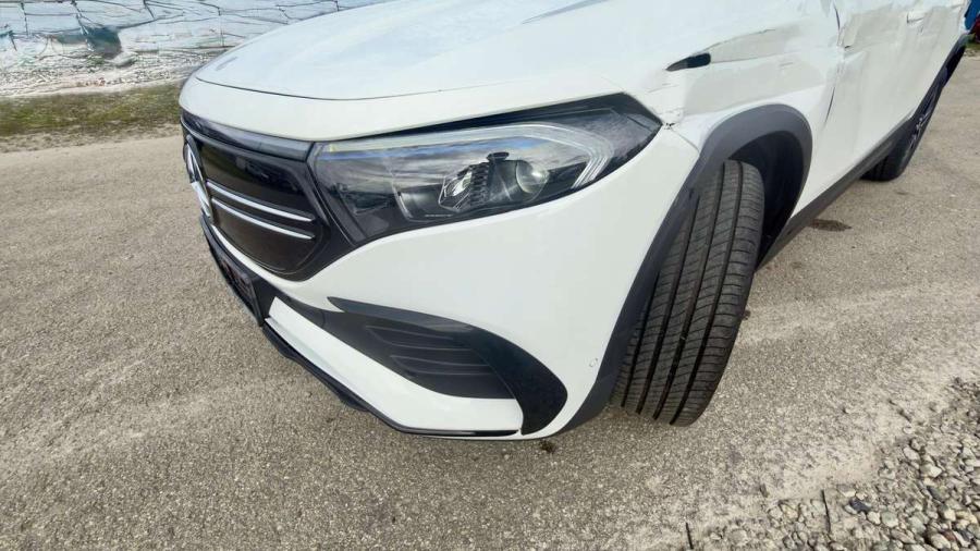 Balts Mercedes-Benz EQB 2023 Šauļi, ar dzinēja tilpumu 0.00 L un nobraukumu 94 tūkst. km par 22350 €, foto 9 vietnē AUTOMOTO.COM.LV