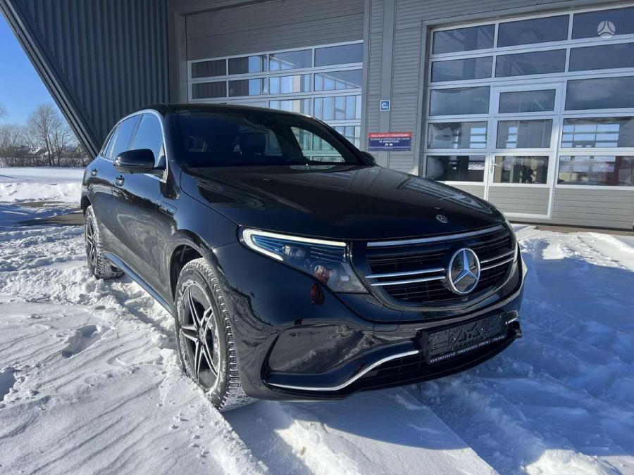 Melns Mercedes-Benz EQC 2020 Radviliškis, ar dzinēja tilpumu 0.00 L un nobraukumu 170 tūkst. km par 28800 €, foto 1 vietnē AUTOMOTO.COM.LV