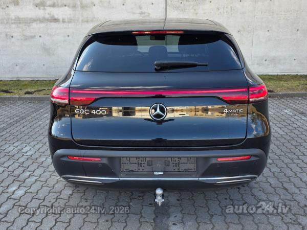 Melns Mercedes-Benz EQC 2020 Viljandi, ar dzinēja tilpumu 0.00 L un nobraukumu 130 tūkst. km par 29999 €, foto 4 vietnē AUTOMOTO.COM.LV