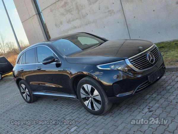 Melns Mercedes-Benz EQC 2020 Viljandi, ar dzinēja tilpumu 0.00 L un nobraukumu 130 tūkst. km par 29999 €, foto 7 vietnē AUTOMOTO.COM.LV