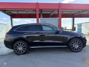 Melns Mercedes-Benz EQC 2020 Šauļi, ar dzinēja tilpumu 0.00 L un nobraukumu 183 tūkst. km par 26900 €, foto 7 vietnē AUTOMOTO.COM.LV