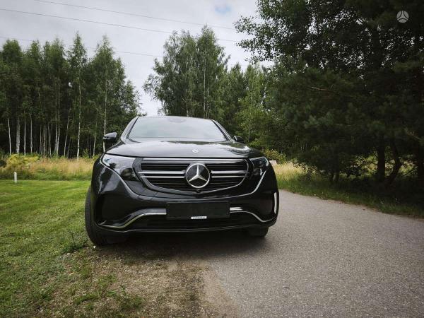 Черный Мерседес EQC 2020 в Вильнюс, объемом двигателя 0.00 л и пробегом 60 тыс. км за 39500 €, фото 2 на AUTOMOTO.COM.LV