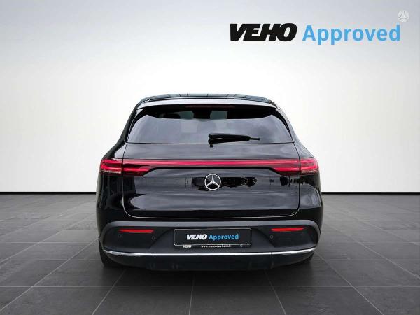 Black Mercedes-Benz EQC 2020 in Klaipeda, with an engine capacity of 0.00 L and mileage of 108 thousand km for 33000 €, photo 4 on AUTOMOTO.COM.LV