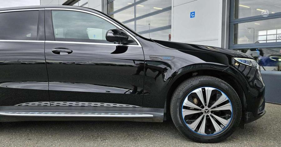 Black Mercedes-Benz EQC 2020 in Klaipeda, with an engine capacity of 0.00 L and mileage of 108 thousand km for 33000 €, photo 16 on AUTOMOTO.COM.LV