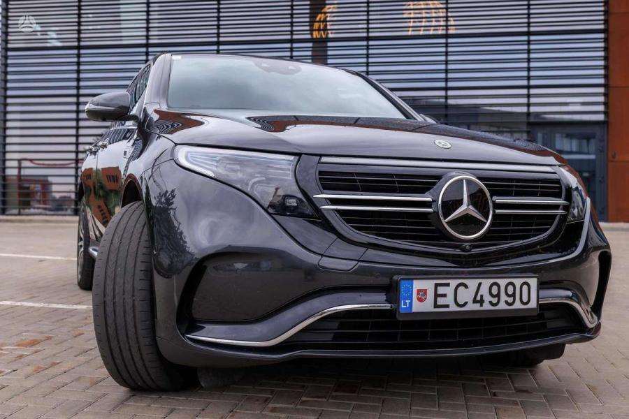 Black Mercedes-Benz EQC 2021 in Klaipeda, with an engine capacity of 0.00 L and mileage of 109 thousand km for 38600 €, photo 13 on AUTOMOTO.COM.LV