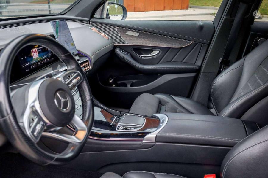 Black Mercedes-Benz EQC 2021 in Klaipeda, with an engine capacity of 0.00 L and mileage of 109 thousand km for 38600 €, photo 21 on AUTOMOTO.COM.LV