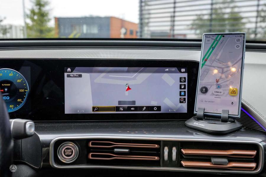 Black Mercedes-Benz EQC 2021 in Klaipeda, with an engine capacity of 0.00 L and mileage of 109 thousand km for 38600 €, photo 22 on AUTOMOTO.COM.LV