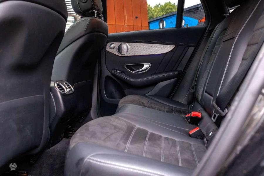 Black Mercedes-Benz EQC 2021 in Klaipeda, with an engine capacity of 0.00 L and mileage of 109 thousand km for 38600 €, photo 31 on AUTOMOTO.COM.LV