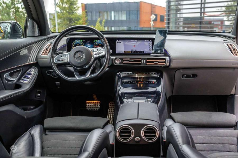 Black Mercedes-Benz EQC 2021 in Klaipeda, with an engine capacity of 0.00 L and mileage of 109 thousand km for 38600 €, photo 32 on AUTOMOTO.COM.LV