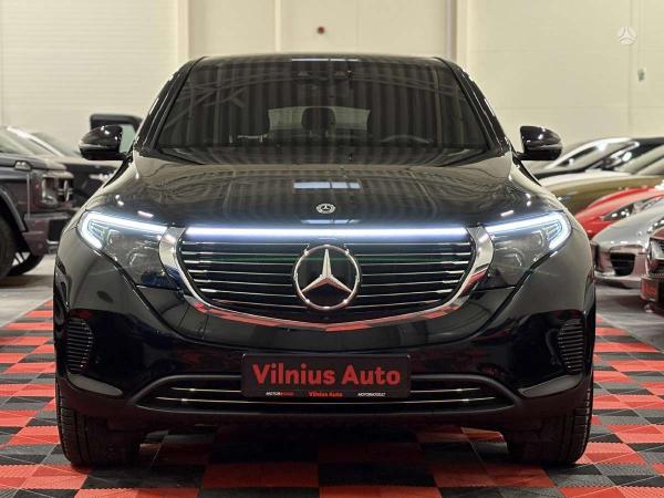 Melns Mercedes-Benz EQC 2022 Viļņa, ar dzinēja tilpumu 0.00 L un nobraukumu 27 tūkst. km par 34900 €, foto 2 vietnē AUTOMOTO.COM.LV