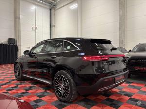 Black Mercedes-Benz EQC 2022 in Vilnius, with an engine capacity of 0.00 L and mileage of 27 thousand km for 34900 €, photo 6 on AUTOMOTO.COM.LV
