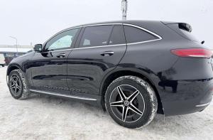 Melns Mercedes-Benz EQC 2022 Šauļi, ar dzinēja tilpumu 0.00 L un nobraukumu 75 tūkst. km par 25400 €, foto 6 vietnē AUTOMOTO.COM.LV