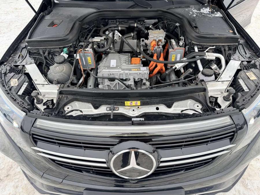 Melns Mercedes-Benz EQC 2022 Šauļi, ar dzinēja tilpumu 0.00 L un nobraukumu 75 tūkst. km par 25400 €, foto 33 vietnē AUTOMOTO.COM.LV