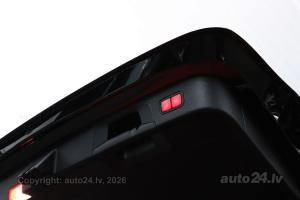Черный Мерседес EQC 2021 в Таллин, объемом двигателя 0.00 л и пробегом 60 тыс. км за 34995 €, фото 22 на AUTOMOTO.COM.LV