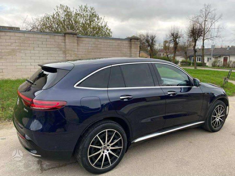 Blue Mercedes-Benz EQC 2021 in Siauliai, with an engine capacity of 0.00 L and mileage of 75 thousand km for 35000 €, photo 1 on AUTOMOTO.COM.LV