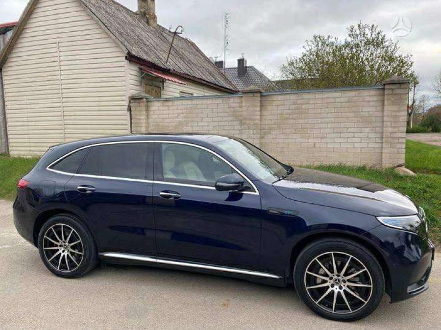 Blue Mercedes-Benz EQC 2021 in Siauliai, with an engine capacity of 0.00 L and mileage of 75 thousand km for 35000 €, photo 2 on AUTOMOTO.COM.LV