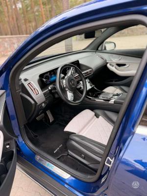 Blue Mercedes-Benz EQC 2021 in Klaipeda, with an engine capacity of 0.00 L and mileage of 130 thousand km for 32000 €, photo 7 on AUTOMOTO.COM.LV
