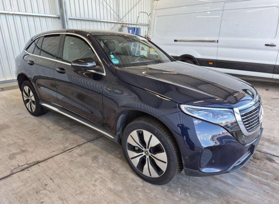 Zils Mercedes-Benz EQC 2022 Klaipėda, ar dzinēja tilpumu 0.00 L un nobraukumu 84 tūkst. km par 11200 €, foto 5 vietnē AUTOMOTO.COM.LV