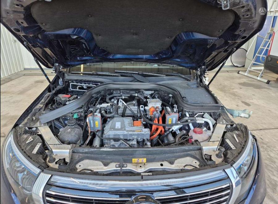 Zils Mercedes-Benz EQC 2022 Klaipėda, ar dzinēja tilpumu 0.00 L un nobraukumu 84 tūkst. km par 11200 €, foto 9 vietnē AUTOMOTO.COM.LV