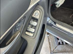Zils Mercedes-Benz EQC 2022 Klaipėda, ar dzinēja tilpumu 0.00 L un nobraukumu 84 tūkst. km par 11200 €, foto 16 vietnē AUTOMOTO.COM.LV