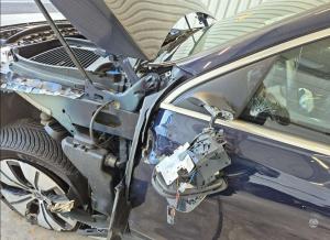 Zils Mercedes-Benz EQC 2022 Klaipėda, ar dzinēja tilpumu 0.00 L un nobraukumu 84 tūkst. km par 11200 €, foto 19 vietnē AUTOMOTO.COM.LV