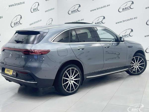 Grey Mercedes-Benz EQC 2019 in Vilnius, with an engine capacity of 0.00 L and mileage of 124 thousand km for 21500 €, photo 3 on AUTOMOTO.COM.LV