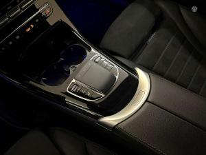 Grey Mercedes-Benz EQC 2020 in Marijampole, with an engine capacity of 0.00 L and mileage of 177 thousand km for 25999 €, photo 4 on AUTOMOTO.COM.LV