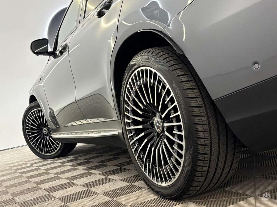 Grey Mercedes-Benz EQC 2020 in Marijampole, with an engine capacity of 0.00 L and mileage of 177 thousand km for 25999 €, photo 19 on AUTOMOTO.COM.LV