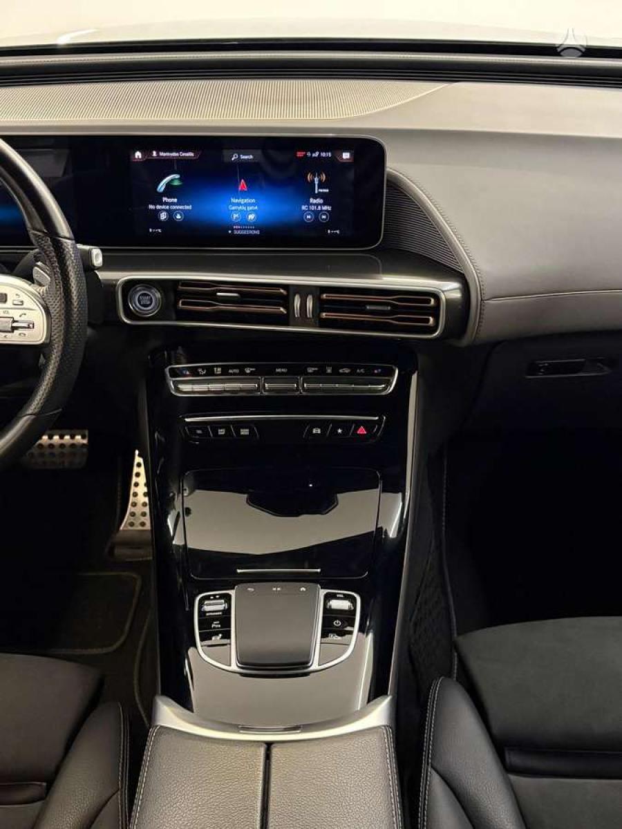 Grey Mercedes-Benz EQC 2020 in Marijampole, with an engine capacity of 0.00 L and mileage of 177 thousand km for 25999 €, photo 22 on AUTOMOTO.COM.LV
