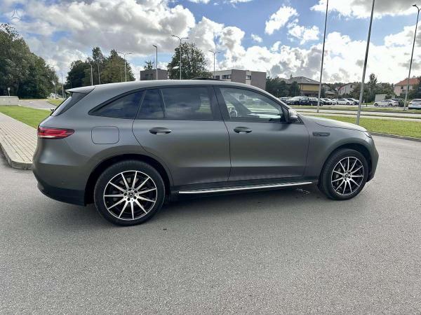Mercedes-Benz EQC 2021 Viļņa vietnē Pelēks Mercedes-Benz EQC 2021 Viļņa, ar dzinēja tilpumu 0.00 L un nobraukumu 151 tūkst. km par 34490 €, foto 9 vietnē AUTOMOTO.COM.LV