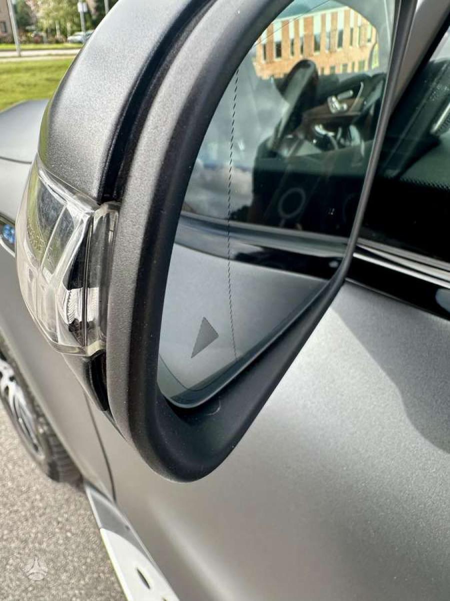 Pelēks Mercedes-Benz EQC 2021 Viļņa, ar dzinēja tilpumu 0.00 L un nobraukumu 151 tūkst. km par 34490 €, foto 21 vietnē AUTOMOTO.COM.LV