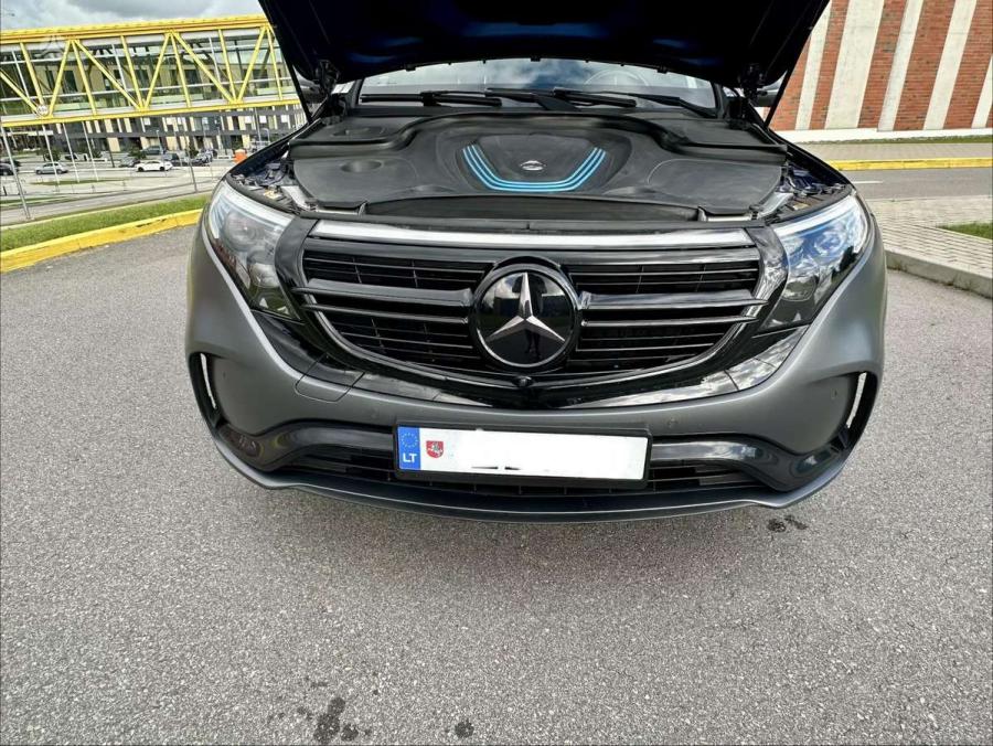 Pelēks Mercedes-Benz EQC 2021 Viļņa, ar dzinēja tilpumu 0.00 L un nobraukumu 151 tūkst. km par 34490 €, foto 26 vietnē AUTOMOTO.COM.LV